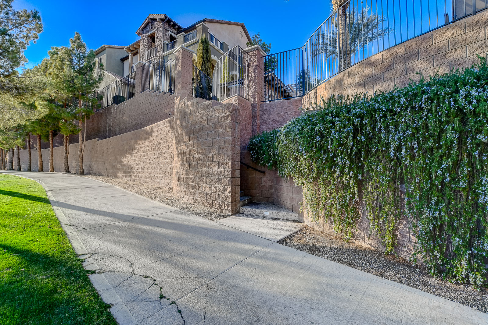 Las Vegas Luxury Homes & High Rises | 9 Corte Vita 067 - Las Vegas ...